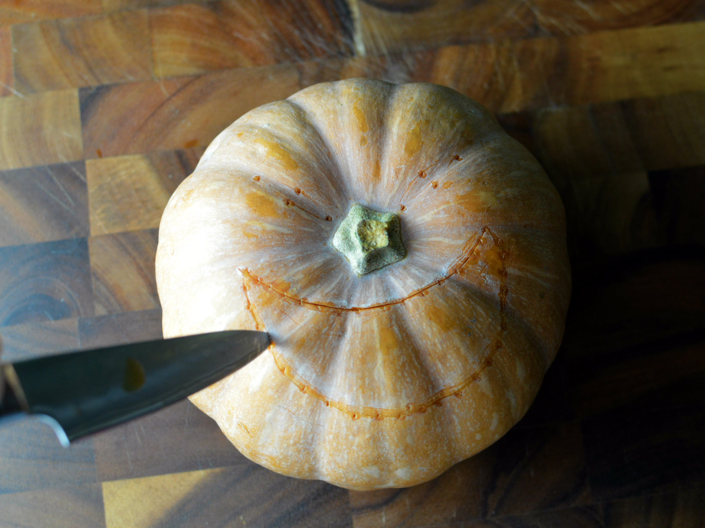 how to carve a pumpkin for halloween step 4 - Ingmar - Recipes by ...